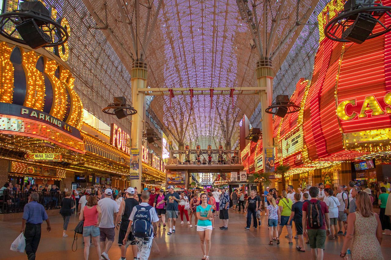 Fremont Street Wallpapers - 4k, HD Fremont Street Backgrounds on ... Fremont Street Wallpapers - 4k, HD Fremont Street Backgrounds on ...