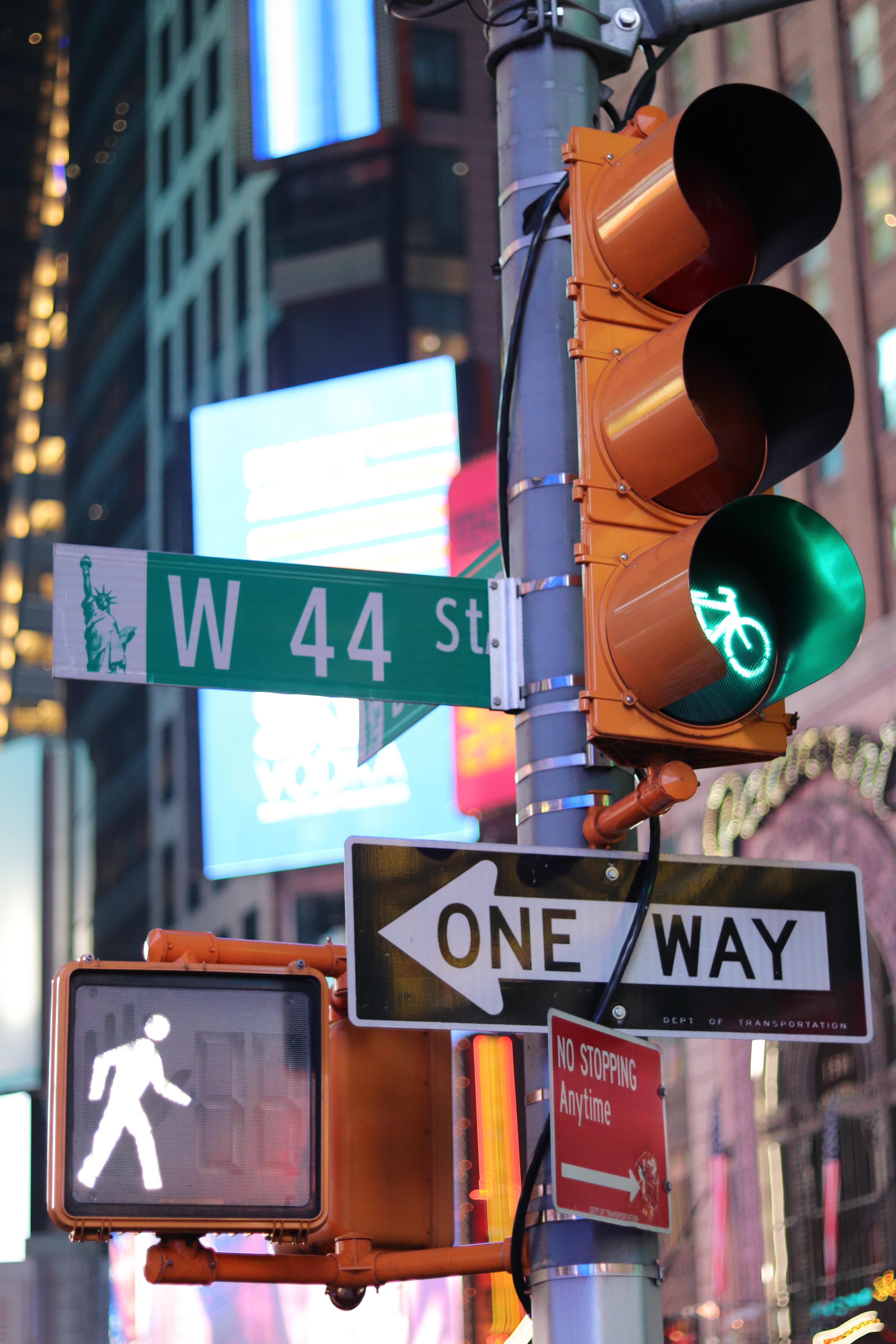 Wall Street Iphone Wallpapers 4k Hd Wall Street Iphone Backgrounds On Wallpaperbat