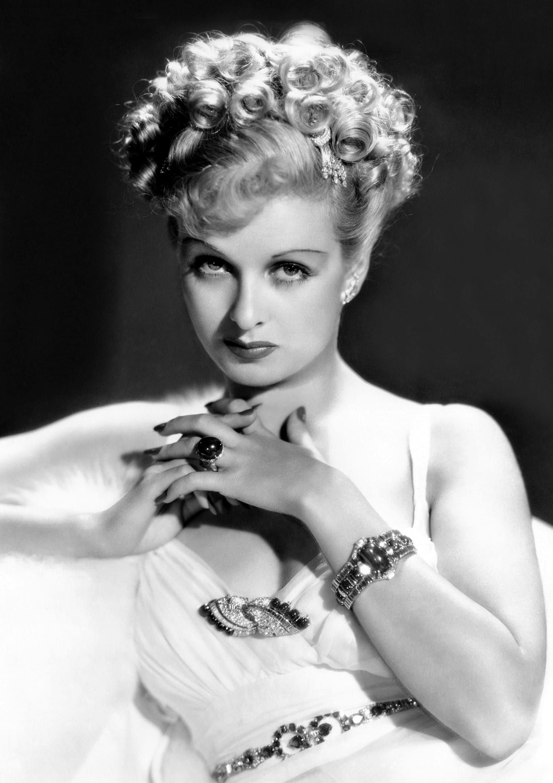 Joan Bennett Wallpapers 4k Hd Joan Bennett Backgrounds On Wallpaperbat